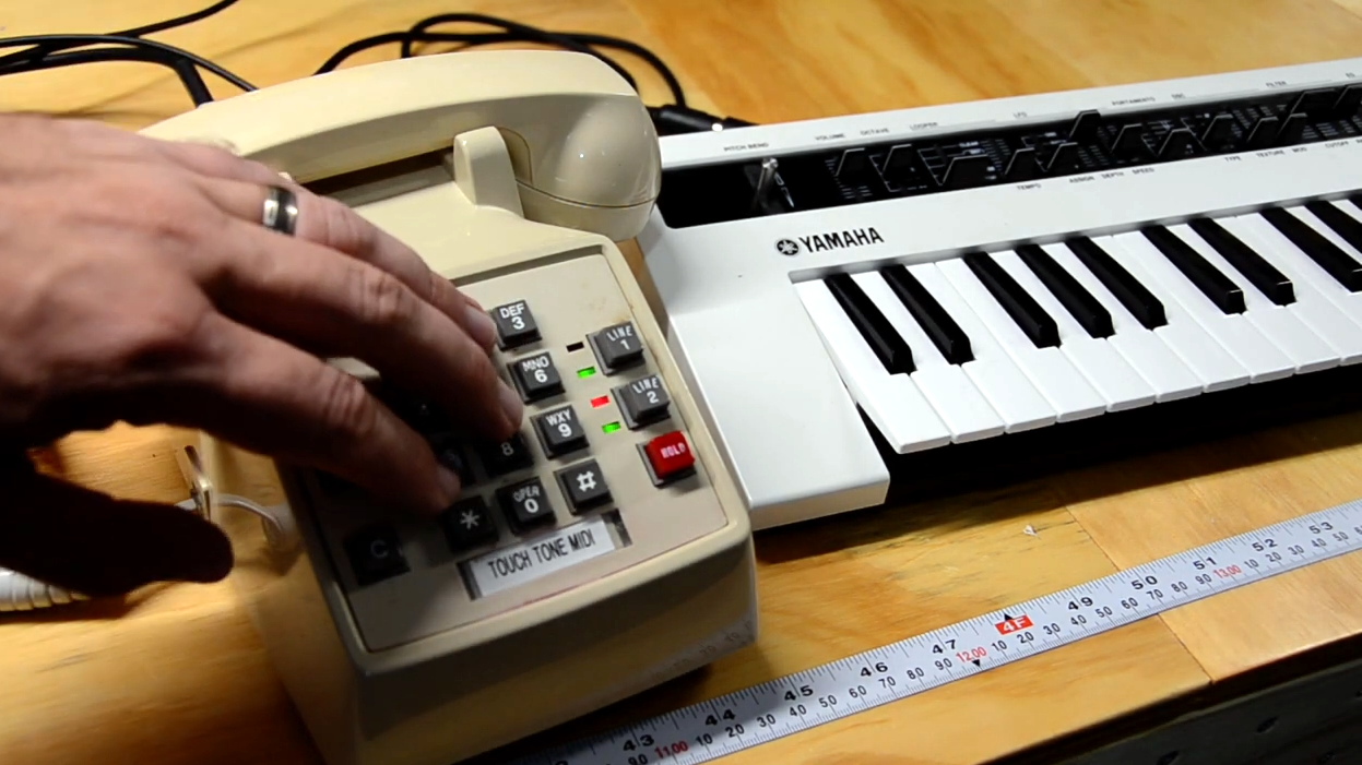 電話型MIDI鍵盤 – inajobのいろいろレビュー